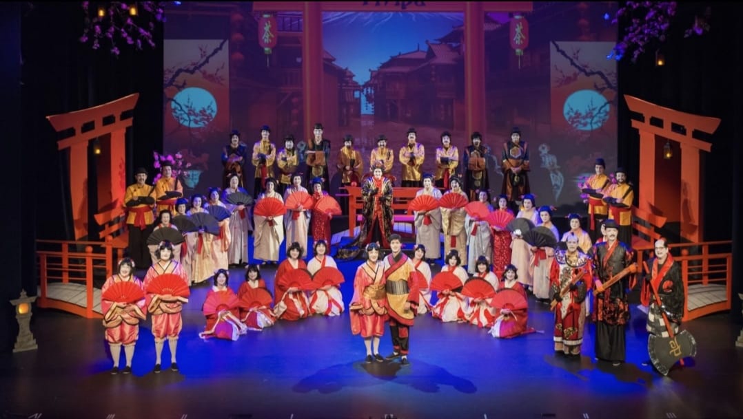 Recensie The Mikado | Musical en Operette Purmerend